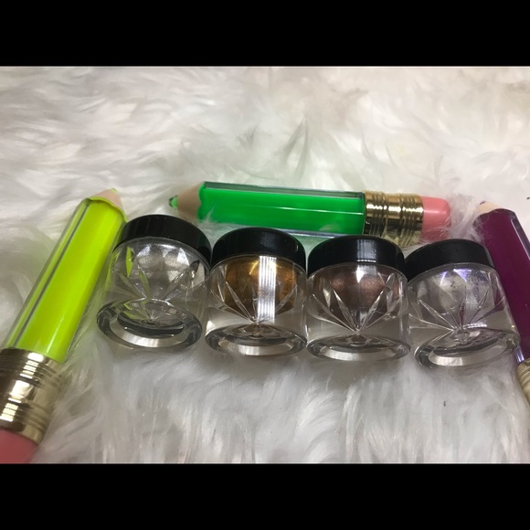 Makeup | Diamond Highlighters | Poshmark